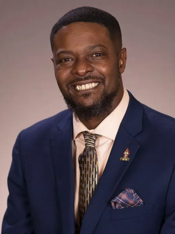 Tabari Wallace Takes the Helm at Carver Heights Elementary